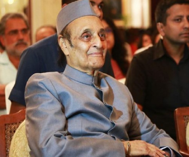 Congress' Karan Singh differs from party, says 'several positives' in ...