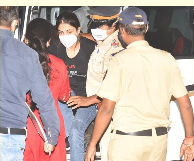 Rhea Chakraborty lodged in cell next to Indrani Mukherjee; no bed ...