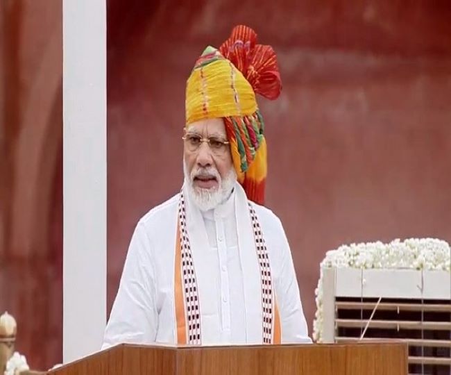 I-Day 2021: PM Modi dons saffron turban, 'Nehru' jacket; 5 times when ...