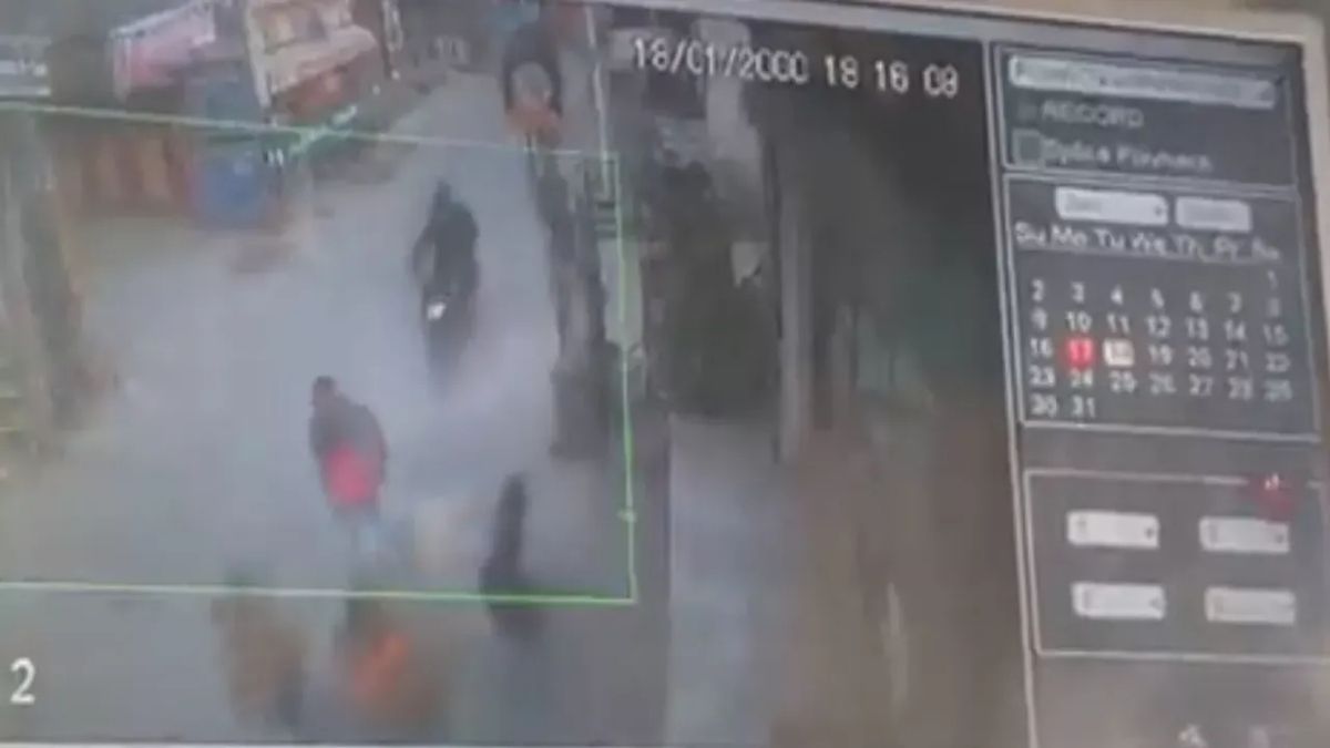 Delhi Acid Attack: Notices To Flipkart, Amazon Over 'Easy Availability ...