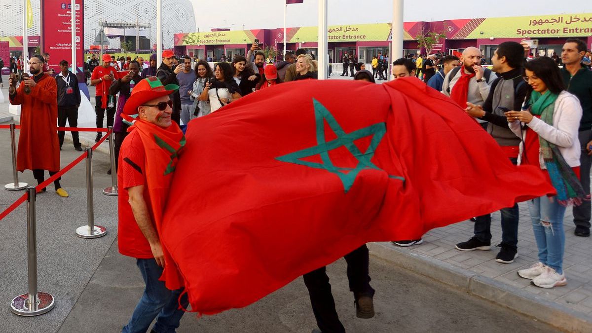 Moroccan Flags Fly Around Arab World In Mark Of World Cup Pride
