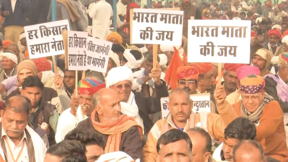 Farmers Protest Again In Delhi's Ramlila Maidan, Demand Guarantee For MSP