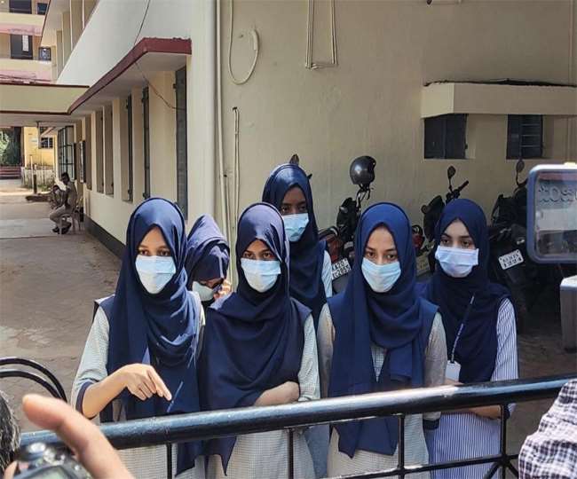 Hijab Row Hearing Adjourned Till Monday Hijab Not Essential