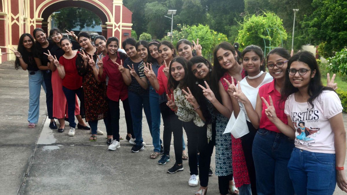 IGNOU's National Feature Writing Competition: On The Occasion Of Swami ...