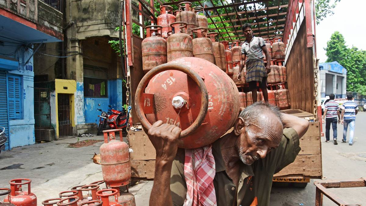 Cabinet Approves Rs 22,000 Cr For Oil Companies, To Help Them Recover ... Cabinet Approves Rs 22,000 Cr For Oil Companies, To Help Them Recover ...