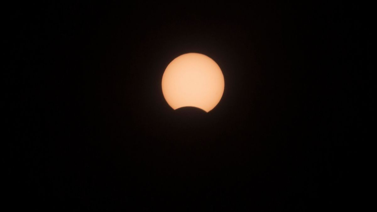 Solar Eclipse 2022: 9 Things You Should Not Do During Sutak On Surya Grahan Solar Eclipse 2022: 9 Things You Should Not Do During Sutak On Surya Grahan