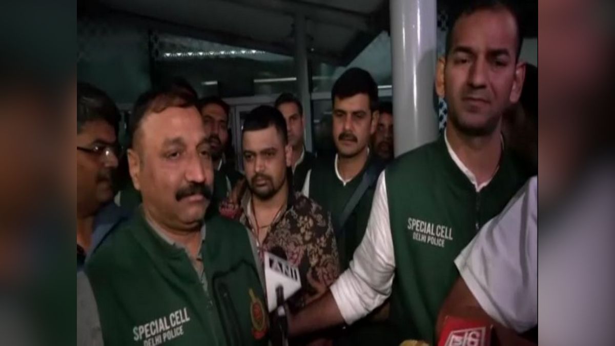 Gangster Deepak Boxer Brought To India From Mexico; Delhi Police Says ...