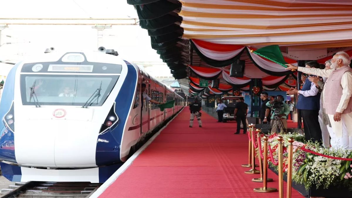 'Gehlot Ji, You Have Laddoos...': PM Modi's Rare Praise For Rajasthan CM At Vande Bharat Train ...