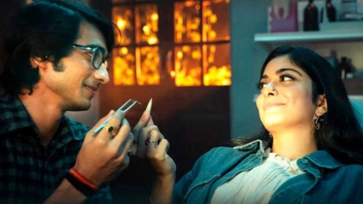 Tooth Pari Series Review: A Vampire-Human Usual Love Story That ...