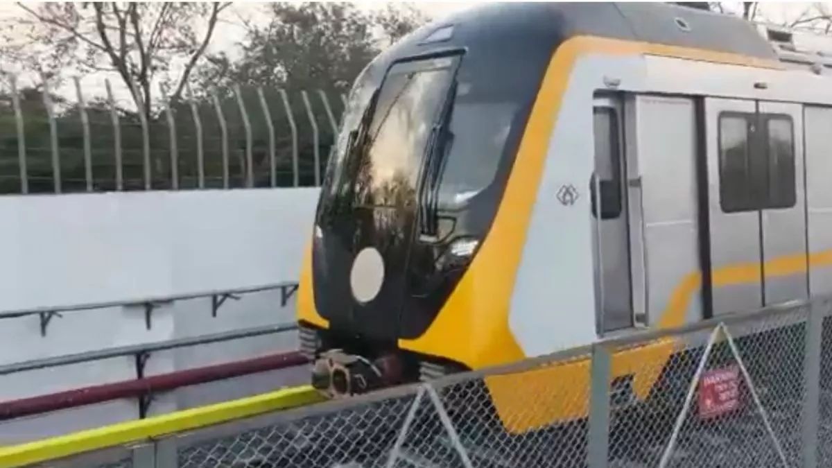 Agra Metro Becomes First In India To Use Arch Girder For Track Crossover