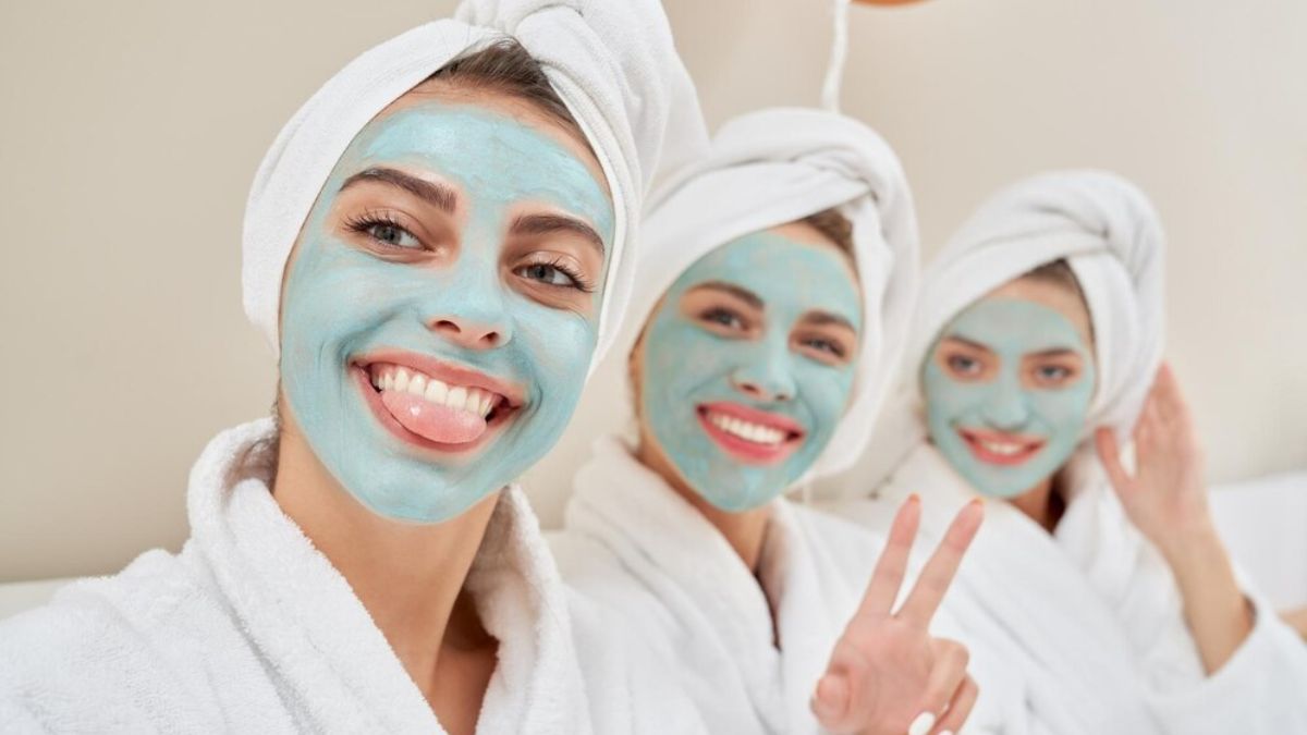 5 Best Facemasks For Skin Tightening To Add Into Your Skincare Routine