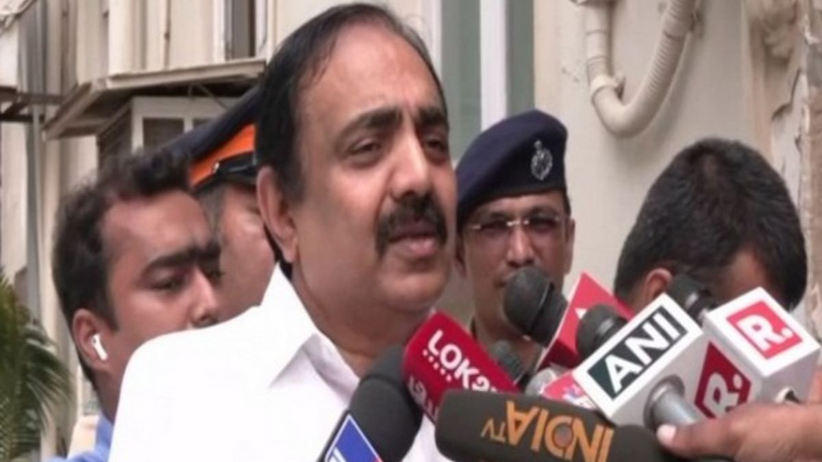 'Always With Sharad Pawar': NCP Leader Jayant Patil Denies 'Secret ...