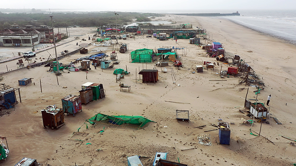Year Ender 2023: Flash Floods To Cyclones To Land Subsidence, Horrific ...