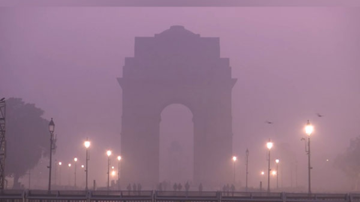 Delhi Fog: Netizens Share Videos, Photos As Dense Fog Blankets Delhi-NCR