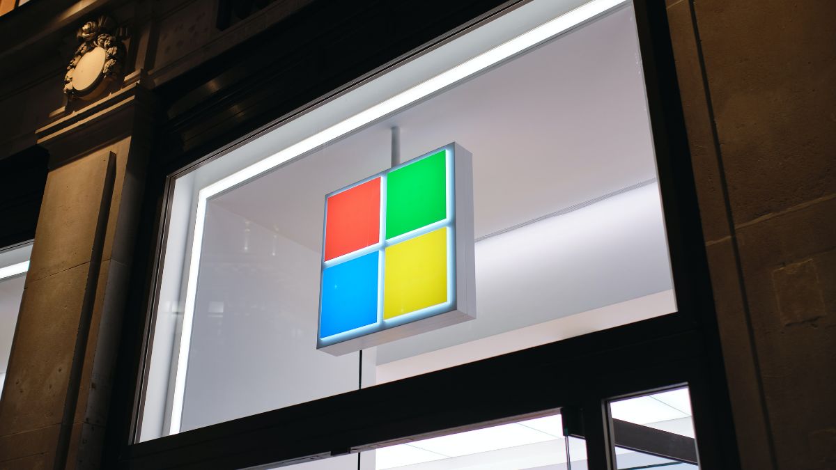 Microsoft’s Bing Records 10x App Downloads After ChatGPT Integration ...