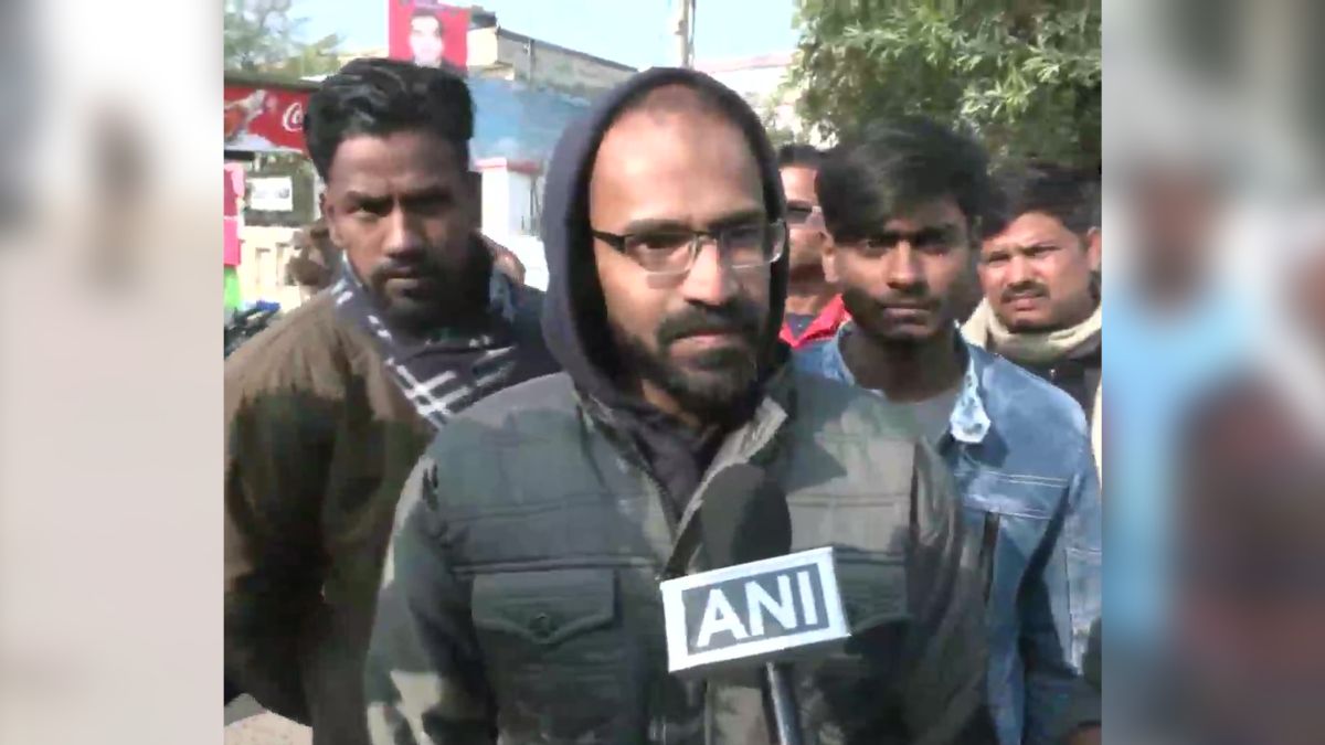 Kerala Journalist Siddique Kappan, Booked Under UAPA, Walks Out Of ...