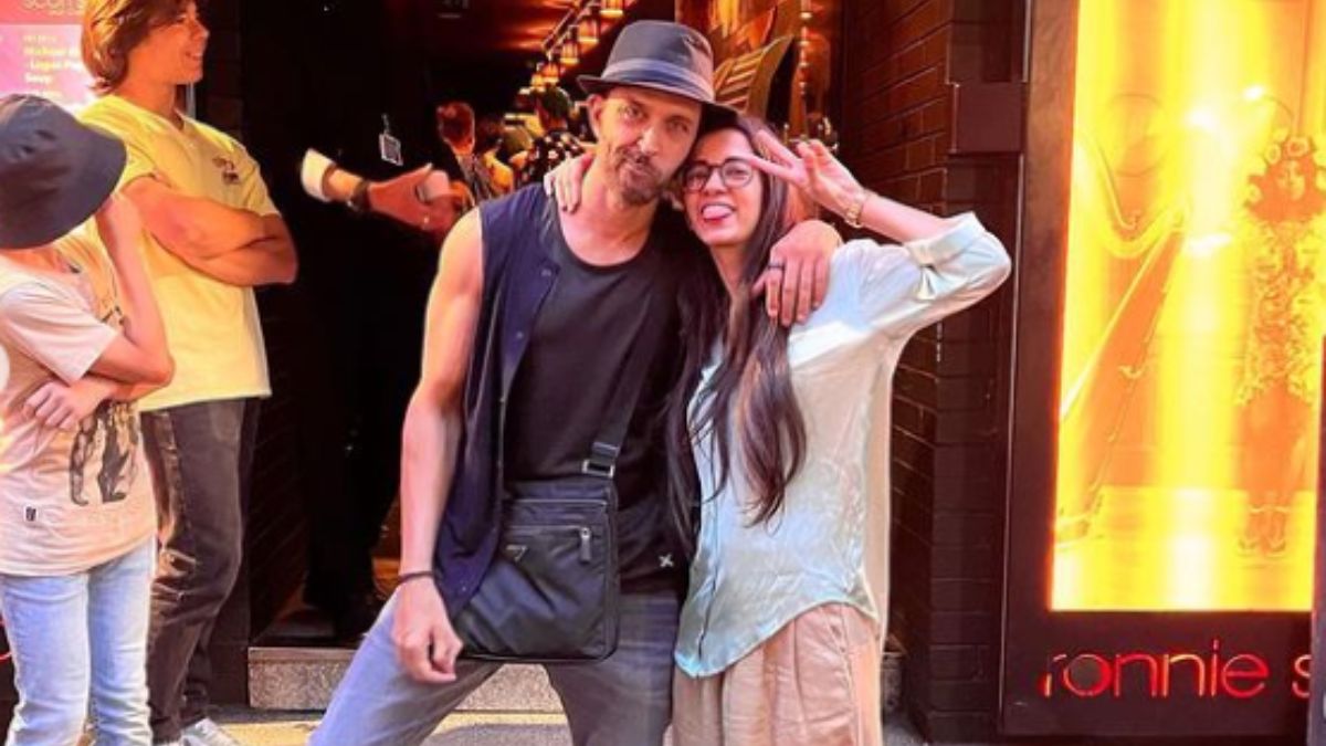 Hrithik Roshan Reacts To Girlfriend Saba Azad’s ‘Rocket Boys Season 2 ...