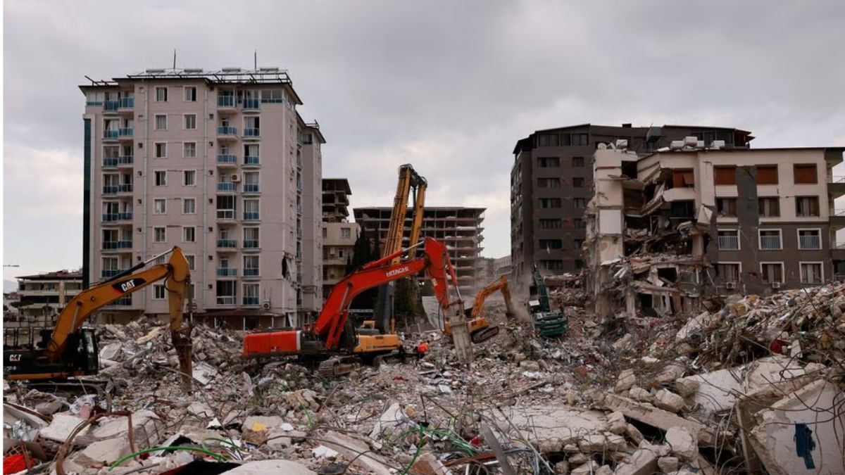 Turkey Starts Rebuilding For 1.5 Million People Left Homeless After ...
