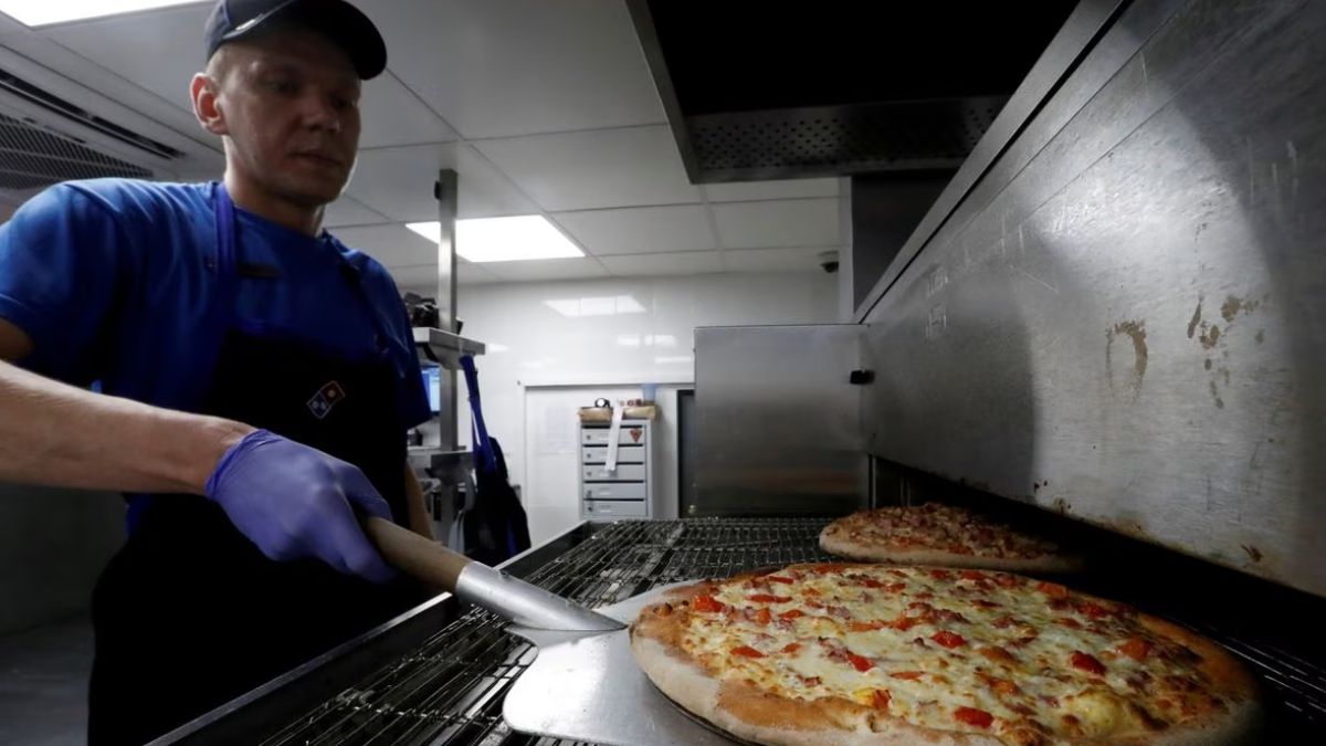 'Pizza Crisis' In UK As Tomato Prices Skyrocket Due To Shortage In Supply