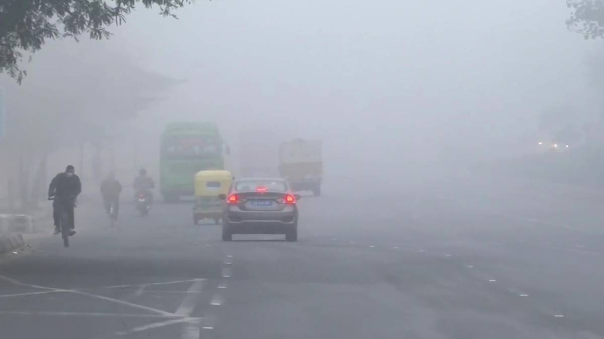 Weather Update: Delhi Shivers At 1.9 Deg C; Cold Wave, Dense Fog Prevails Over Northwest India