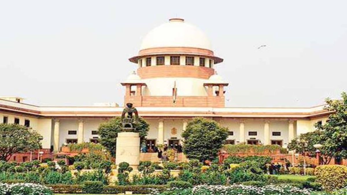 Godhra Train Burning Case: SC Seeks Gujarat Govt's Stand On Bail Pleas ...