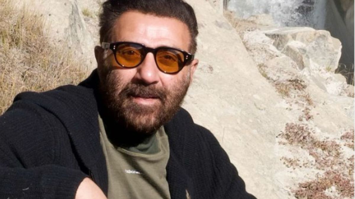 Sunny Deol Spotted Lifting Cartwheel In New Look From Gadar 2| Watch