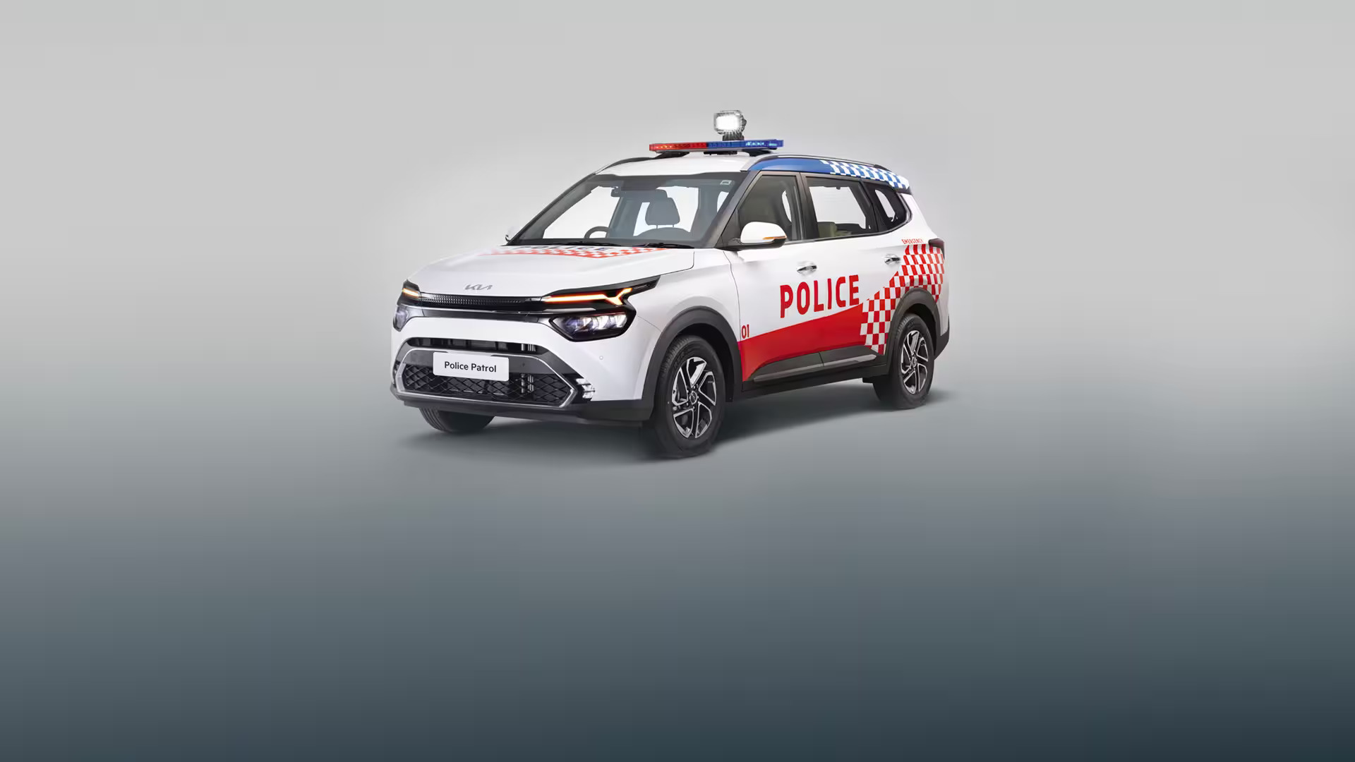 Auto Expo 2023: Kia Showcases Purpose-Built 'Carens Ambulance' And ...