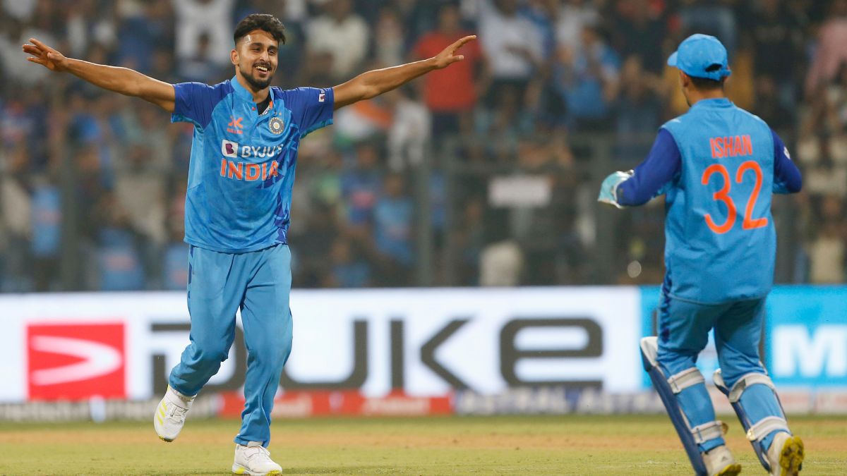 Speedster Umran Malik Clocks 155 kmph During First T20I Against SL ...