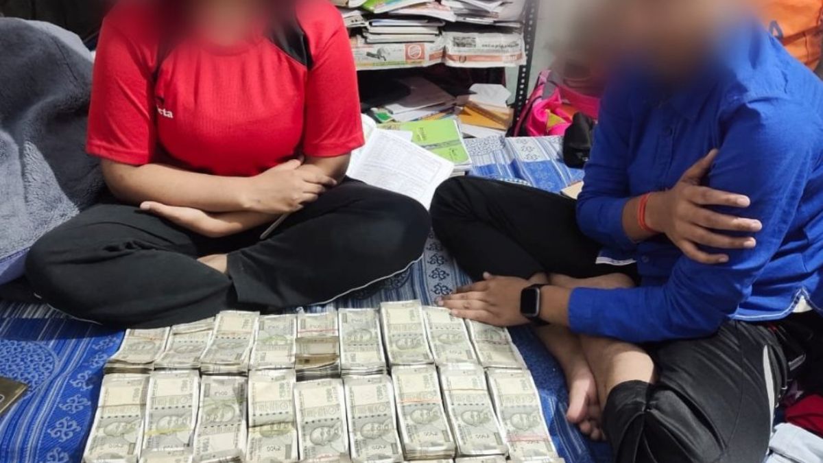 UP Cop's Family Poses With Stacks Of Money, Officer Faces Immediate ...