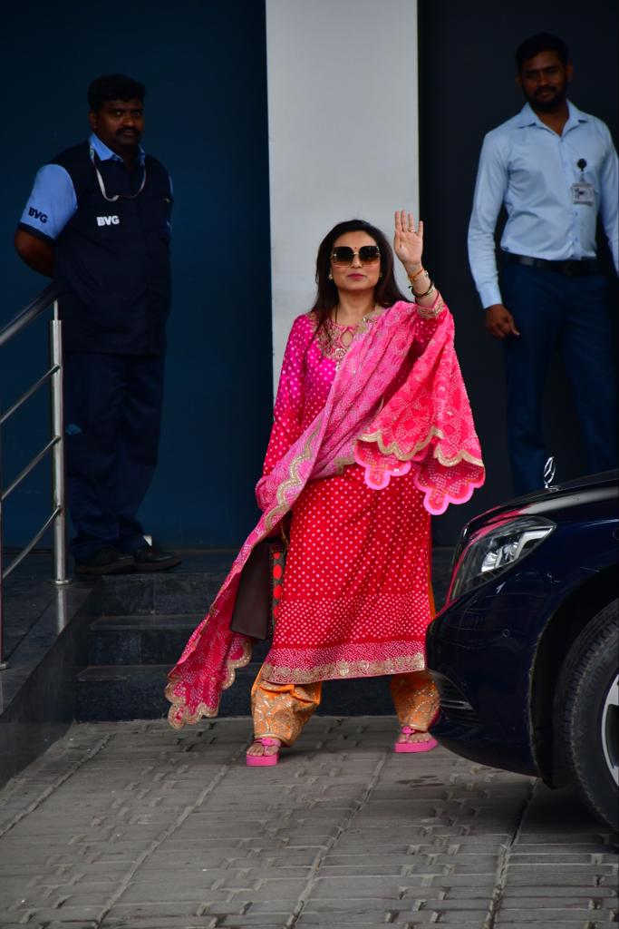 Rani Mukerji Heads To Assam’s Kamakhya Temple In Style To Seek ...