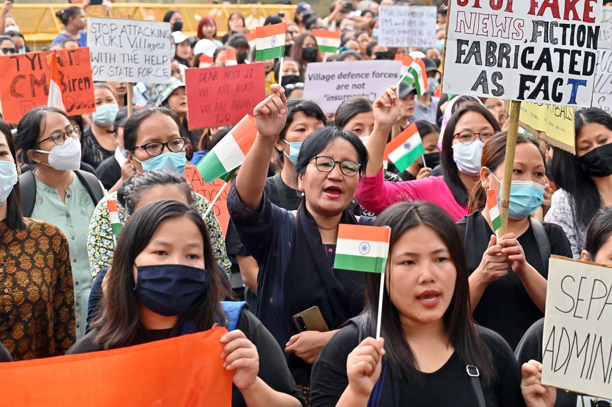 Manipur Crisis: Thousands Of Weapons Stolen, Amit Shah Receives Demand ...