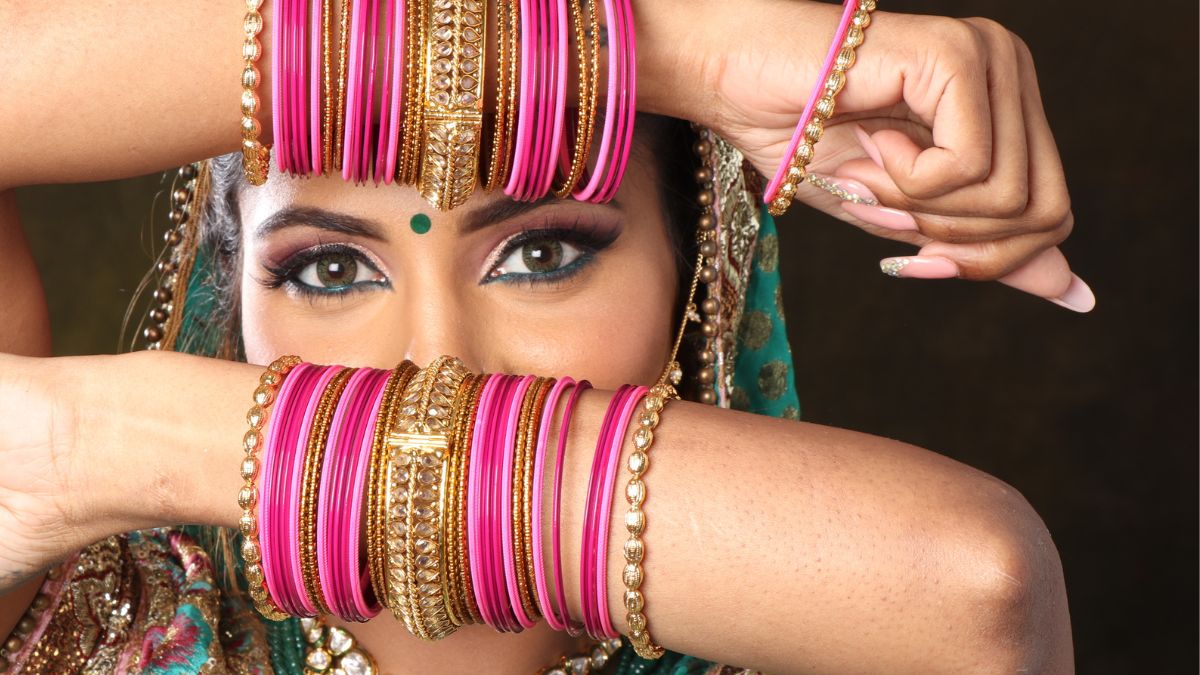 Unhappy Over Fashionable Bangles, Man Thrashes Wife With Belt In Navi ...