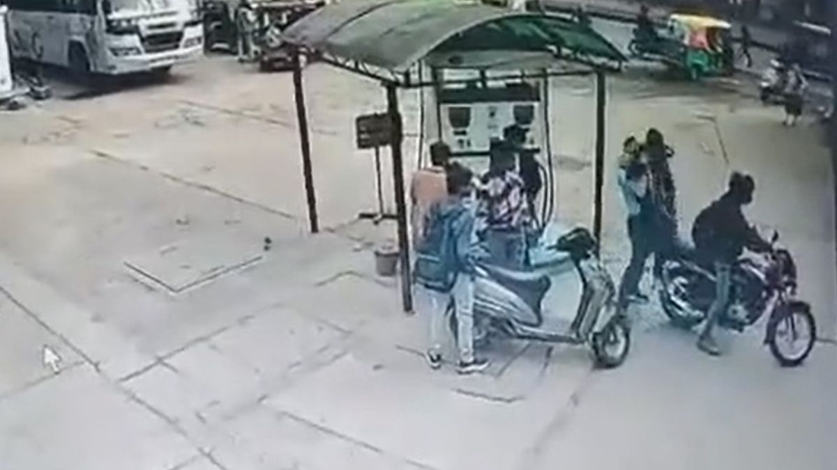 Watch: Gwalior Woman Kidnapped From Petrol Pump By Bike-Borne ...
