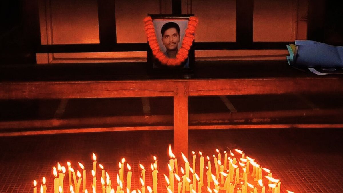 Ranchi: Police Files Murder Case, Doctors Take Out Candle March As ...