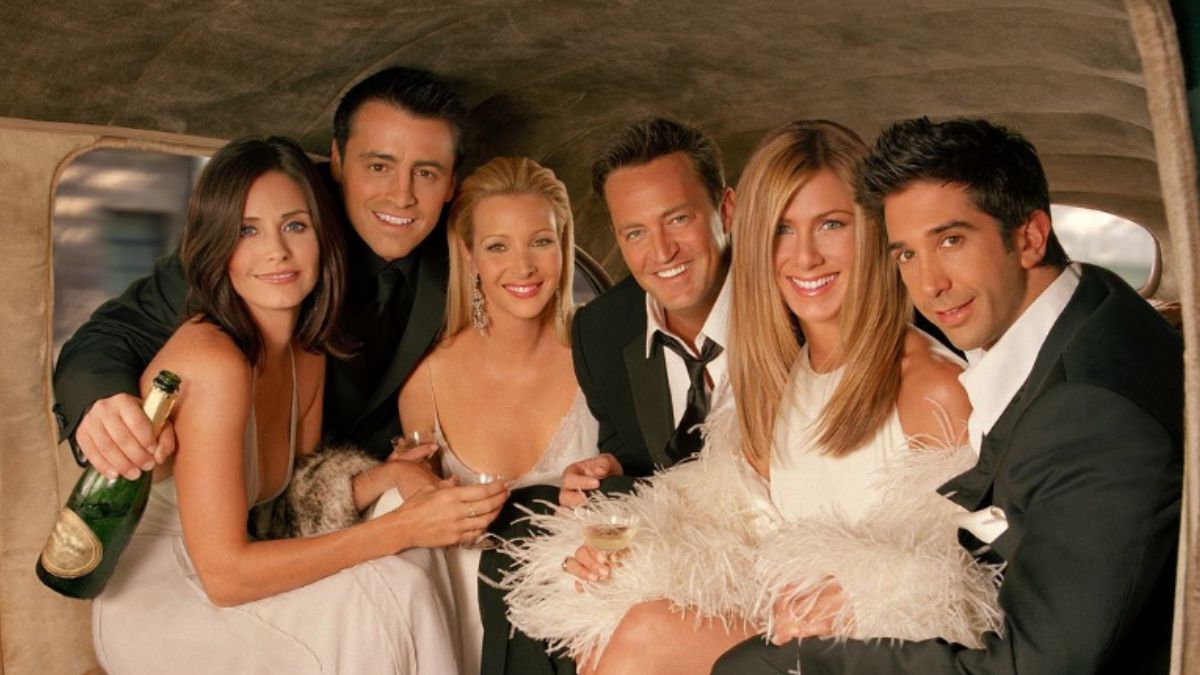 Friends Star Cast Shares Joint Statement After Matthew Perry's Sudden ...