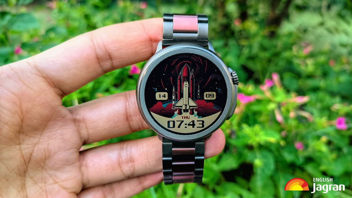 Boult Crown R Smartwatch Review: A Luxurious Feel At An Affordable Price
