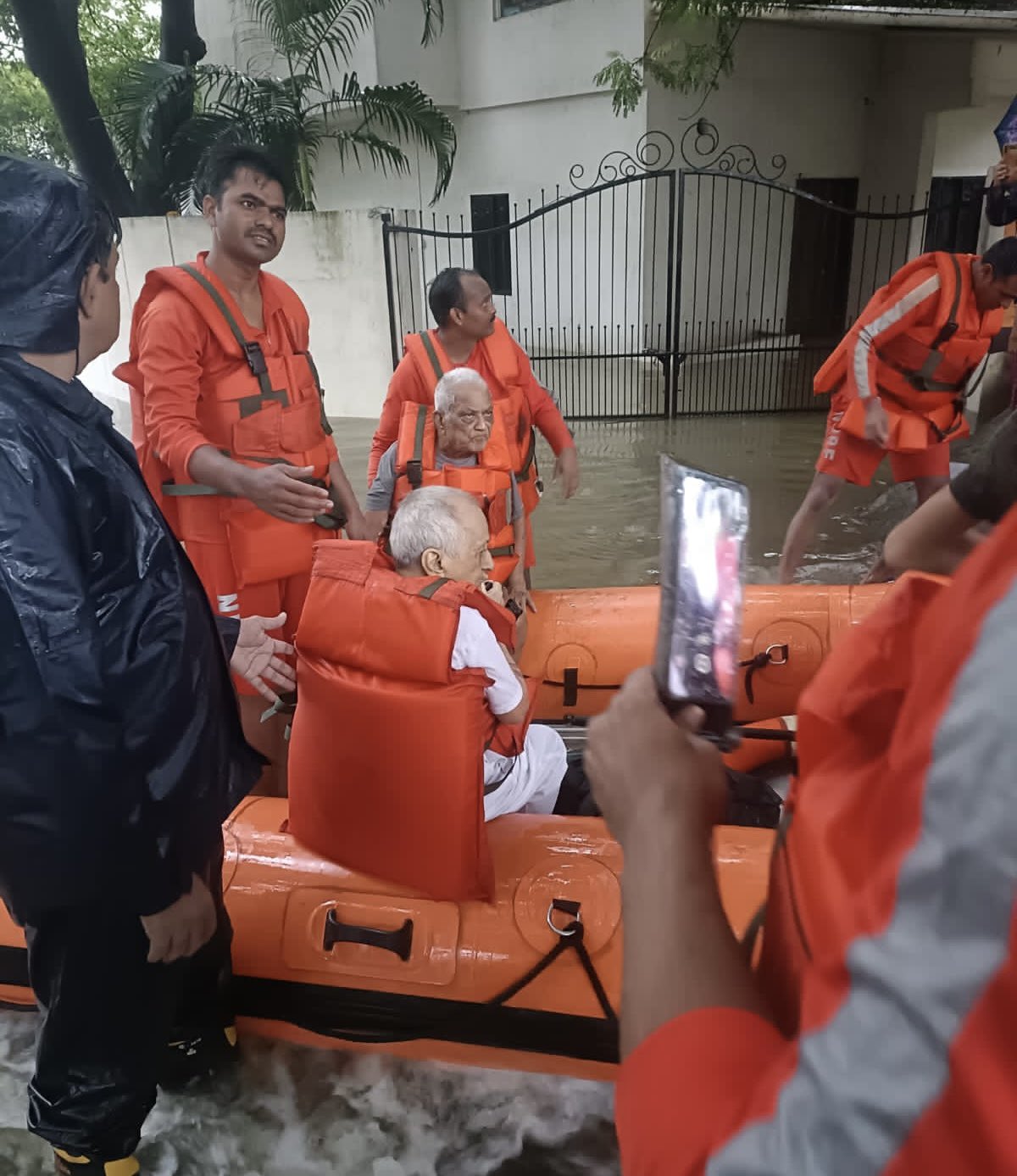 Nagpur Rains: One Woman Dead, Over 400 Rescued As Rain Fury Causes Flood-Like Situation In ...