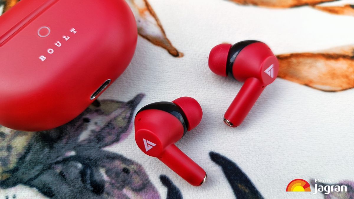 Boult W40 Review: Premium Looking TWS Made For Bass Lovers