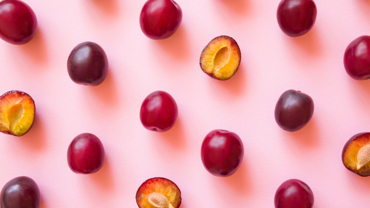 5 Health Benefits Of Plum By Adding Them Into Your Daily routine
