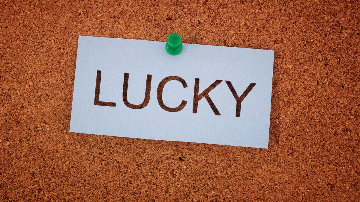 5 Zodiac Signs Which Are Considered To Be Exceptionally Lucky