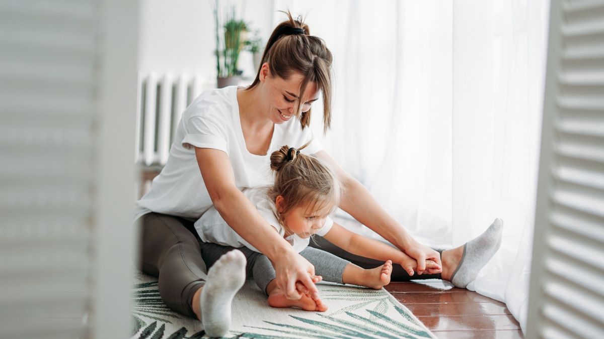 5 Easy To Perform Morning Exercises To Begin Your Day With