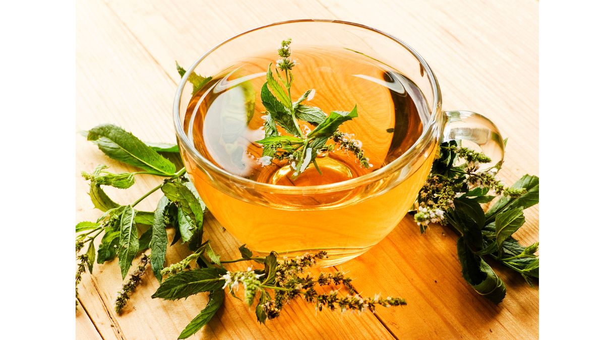 6 Healthy Homemade Drinks To Improve Digestion | Gut Health