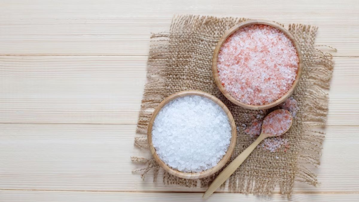 Which Type Of Salt You Must Add Into Your Diet? Pink Salt, Sea Salt Or ...