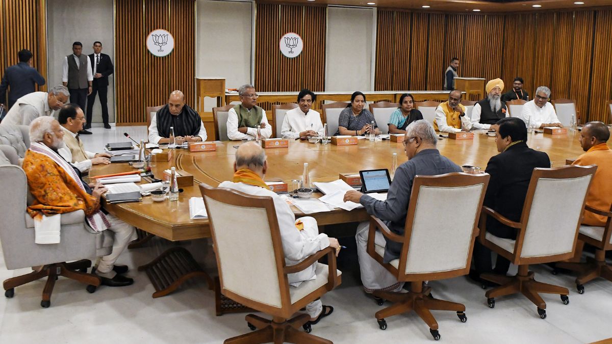 Pm Modi Chairs Key Bjp Meet To Finalise Remaining Ls Poll Candidates