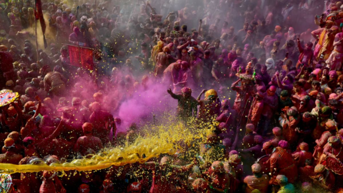 Holi In Israel As Over 2,000 People Unites To Celebrate Festival Of ...