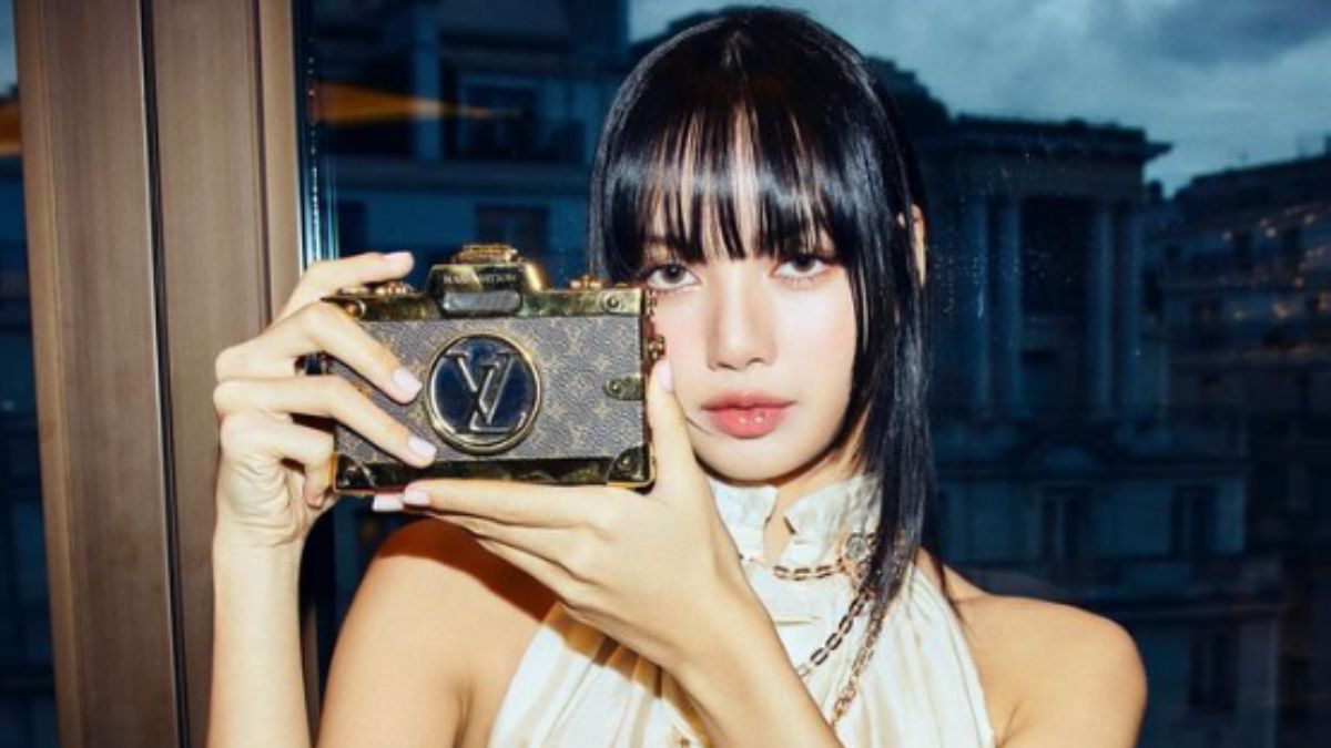 BLACKPINK's Lisa Confirms Releasing Album In 2024; Asks BLINKs To Stay ...