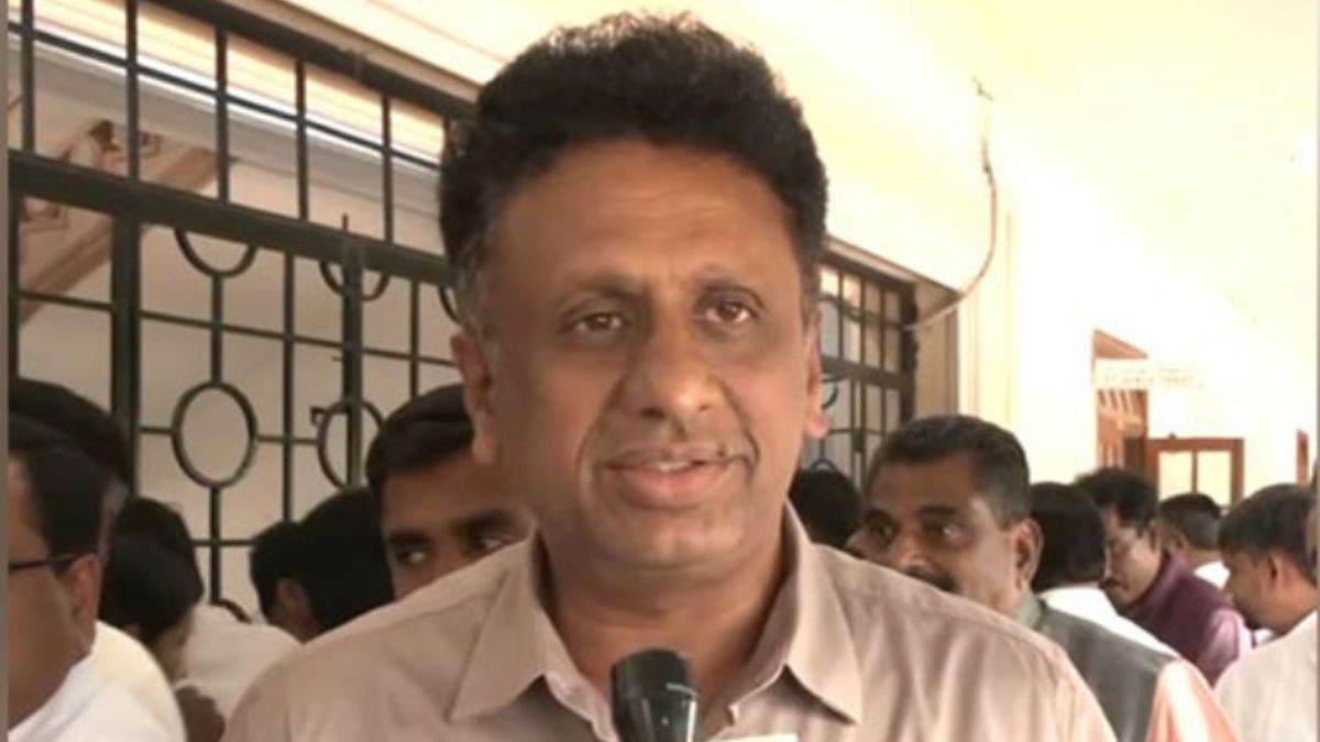 Karnataka Congress Rebellion: Ticket To Muniyappa's Son-In-Law Withheld ...