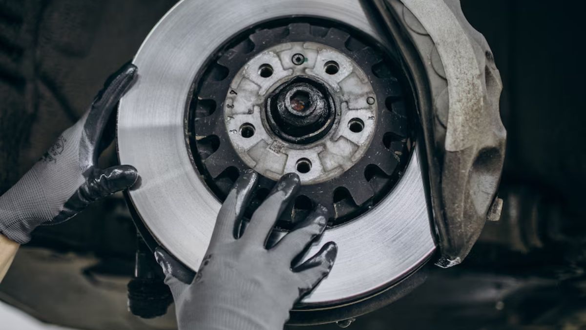 Vehicle’s Brake Pads Warning Sign: How To Know If Your Vehicle’s Brake ...