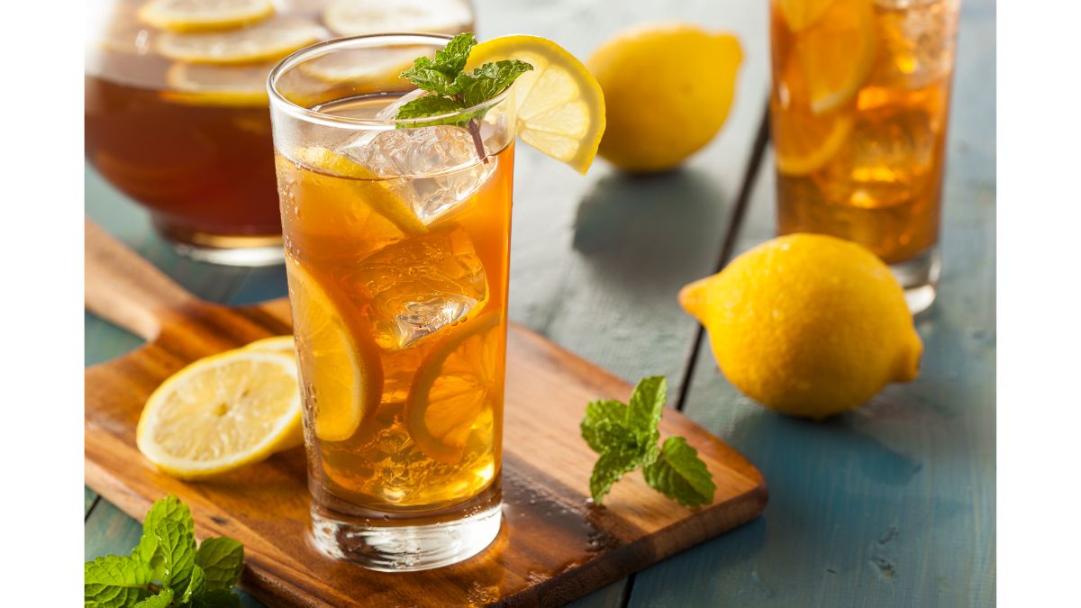 5 Refreshing Lemon Drinks To Beat The Scorching Heat