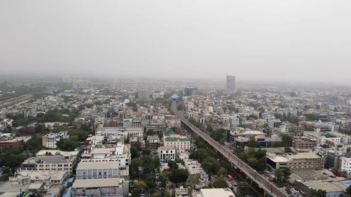 Delhi Weather: Amid Delhi's All-Time High Temperature Of 52.3 Degrees ...